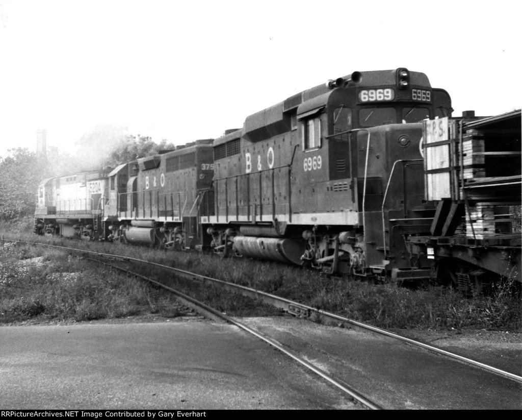 BO GP30 6969 - Baltimore & Ohio